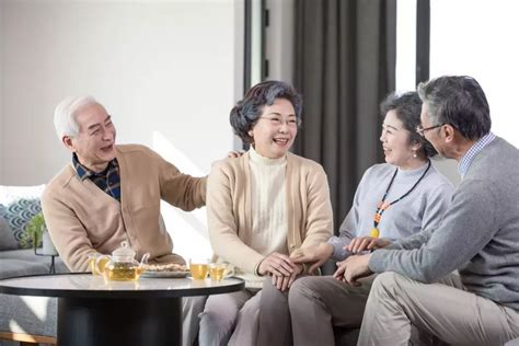 活得长寿的人，一般有5个共同点！希望你全都有凤凰网健康凤凰网