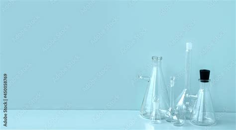 Glass Volumetric Flask Vacuum Filter Flask With Side Arm Conical Filter Vacuum Flask With Hose