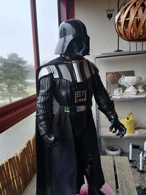 Se Produkter Som Liknar Starwars Darth Vader Figur På Tradera 680017490