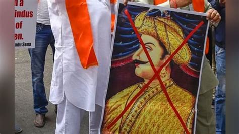 टीपू सुल्तान के समयकाल के मंदिरों की सलाम आरती का बदलेगा नाम कर्नाटक सरकार का फैसला