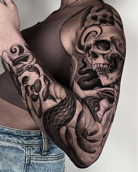 Blackwork Tattoos In Los Angeles Ganga Tattoo Studio