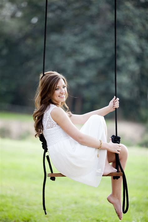 Девушка На Качели 57 фото