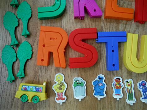 Vtg Playskool Sesame Street Alphabet Roadway Abc Train Track Big Bird
