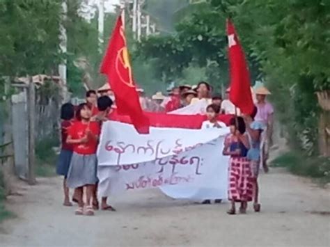 ယင်းမာပင်မြို့နယ်တွင် ဖက်ဆစ် စစ်တပ် တော်လှန်ရေး ချီတက် ဆန္ဒပြ Khit Thit Media
