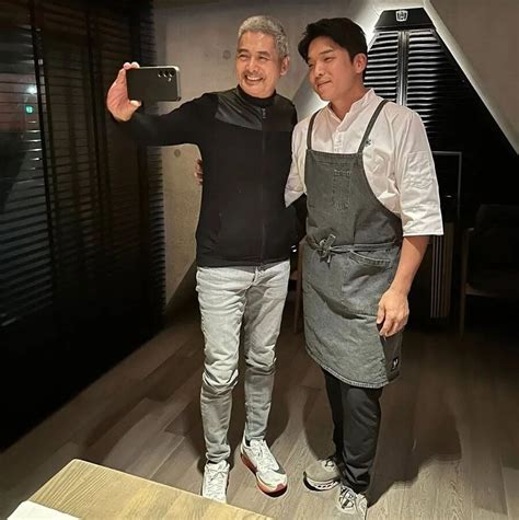 영원한 따거랑 사진 찍은 안성재 셰프 유머 움짤 이슈 에펨코리아