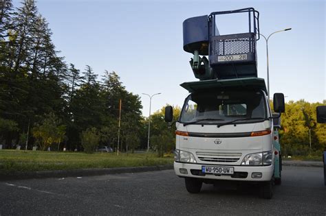 ამწე მანქანა And ბეტონის მიქსერი