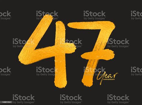 골드 47 주년 기념 벡터 템플릿 47 년 로고 디자인 47 번째 생일 골드 레터링 넘버 브러쉬 그리기 손으로 그린 스케치 숫자 로고 디자인 벡터 일러스트 레이 션 0명에
