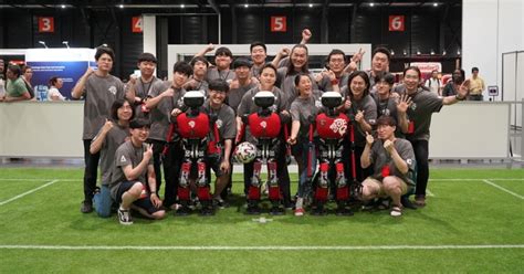 에듀플러스 선배에게 듣는 진학상담 〈32〉한양대 에리카 로봇공학과 기업 연계한 산업현장 로봇 프로젝트 수업협업 위한 소통 능력 중요”