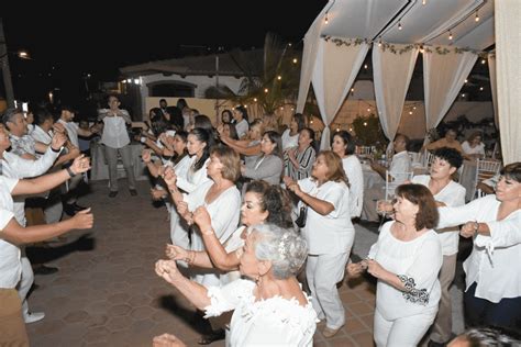 Festeja Cumpleaños Eduardo Alvarado El Mexicano