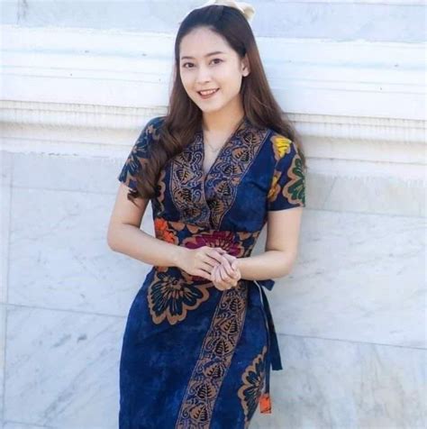 ရွှေလွန်းအိမ် Fashion And ရွှေလွန်းအိမ် Fashion And Design