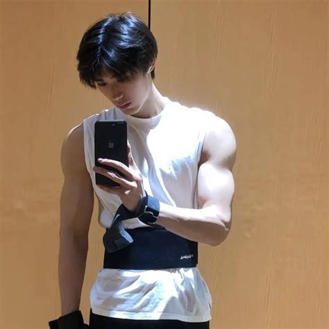 Adwin Chicago Fit Adwin • Threads Say More