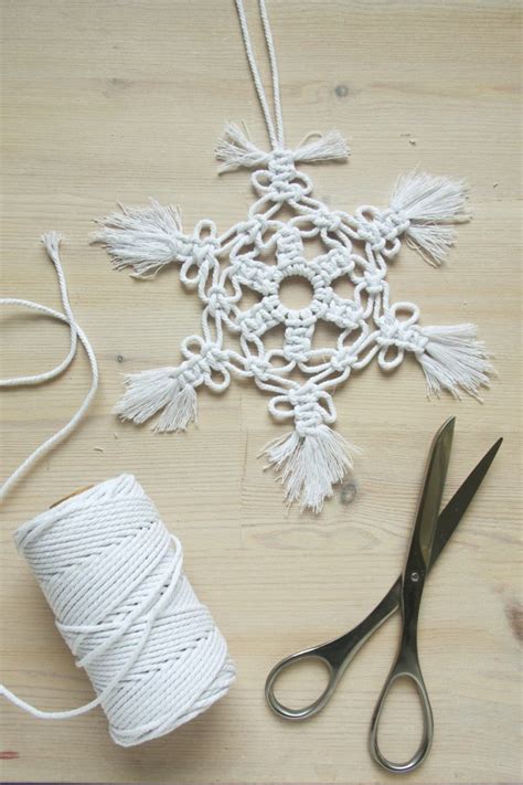 macrame snowflake diy