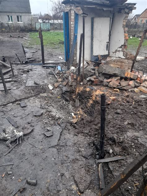 Поліція показала зруйновані цієї ночі оселі в Нікопольському районі Інформатор Нікополь