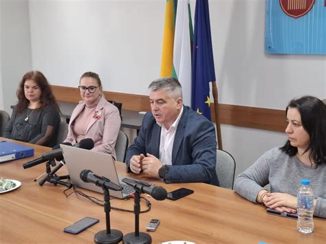 Заключително събитие по проект за развитие на Центъра за защита на природата и животните град