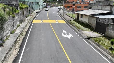 Vías Repavimentadas Mejoran La Movilidad En 11 Barrios Del Sur De Quito