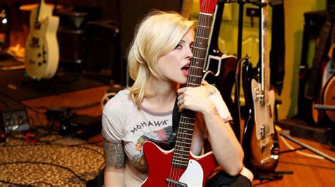 Top 10 Sexiest Female Rockstars Of 2014 Therichest