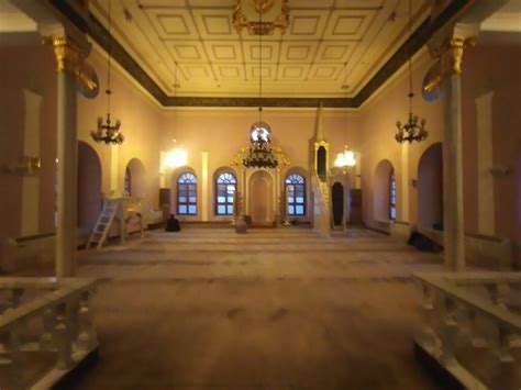 داخل مسجد كوتشوك السليمية • المخزون الثقافي