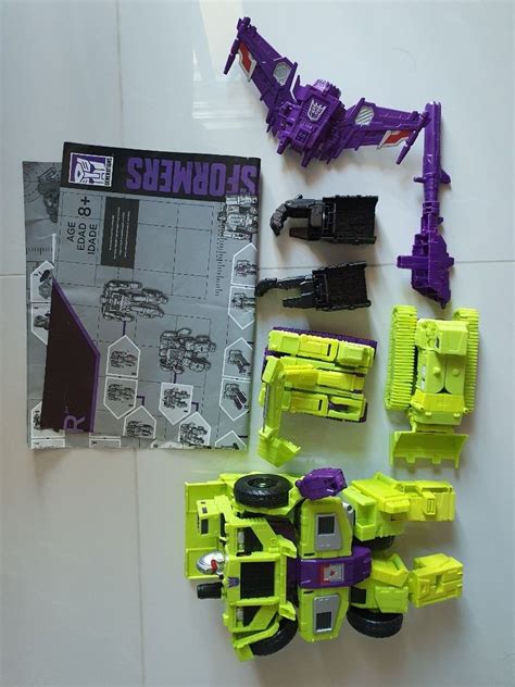 Transformers Constructicons Hobbies And Toys Toys And Games On Carousell