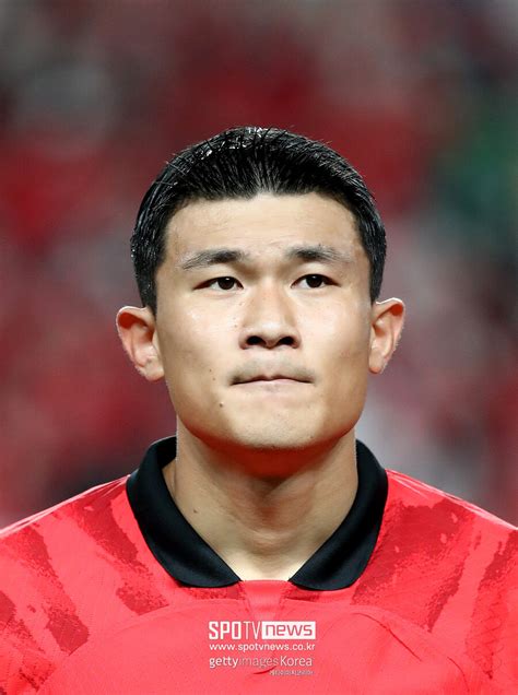 나폴리 고위층 김민재 재계약 협상 아직은 이르다