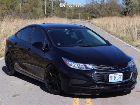 Chevrolet Cruze Black