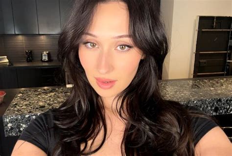 Goon Hero Level 3 Princess Alexia Official Profile Loyalfans