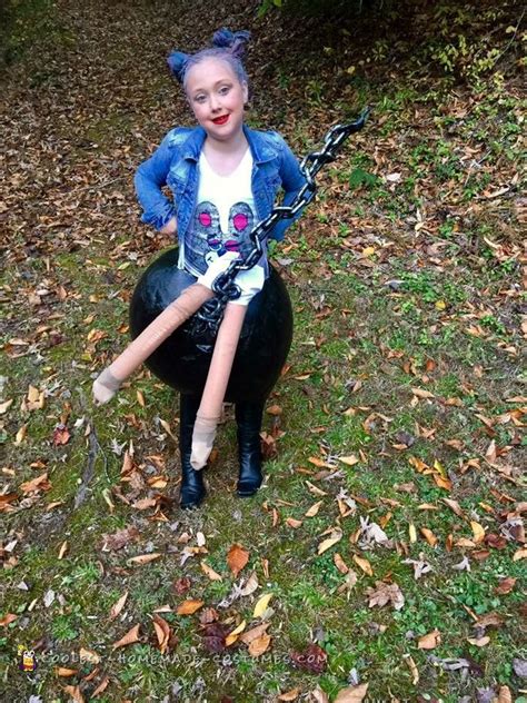 Coolest Miley Cyrus Costume Riding A Wrecking Ball Illusion Miley