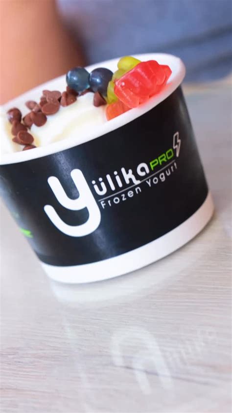 Yulika Topping Del Día Los Frutos Secos Se Han Incorporado A La