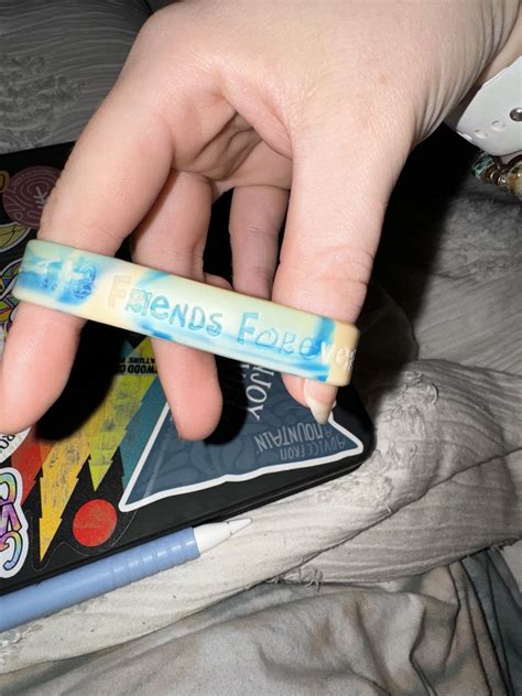 Can Anyone Find This Font R Identifythisfont