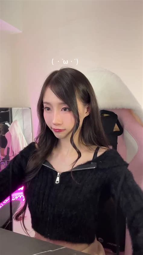 G Hub 接收器共用教學 📝羅技小學堂📝 📣開課囉~~ Lightspeed 2 0 共用接收器教學 ，如何來配對共用 🥰看完40秒影片~讓你輕鬆上手 真的粉簡單得啦 🌟