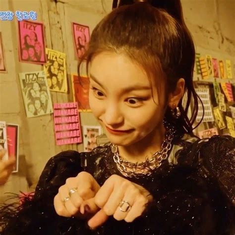 Itzy Yeji 香港小粉絲 On Instagram “20200529 Wanna Behind Ep9🤟🏻 蹦迪之王黃禮志哈哈哈哈哈