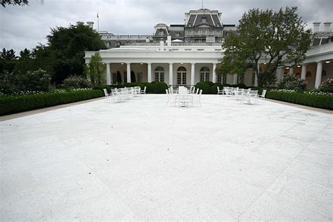Trump Expands White House With Rose Garden Overhaul 200m Ballroom
