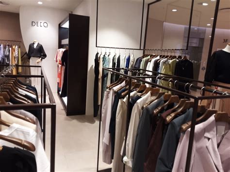 데코 롯데백화점 쇼핑 정보와 주변 관광 명소 및 근처 맛집 여행 정보