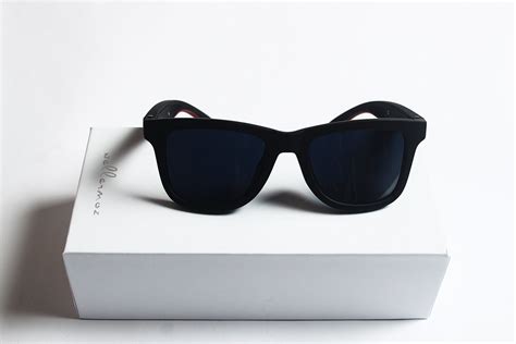 Smart Electrochromic Sunglasses Function Display Light Weight And Excellent Explosion Proof