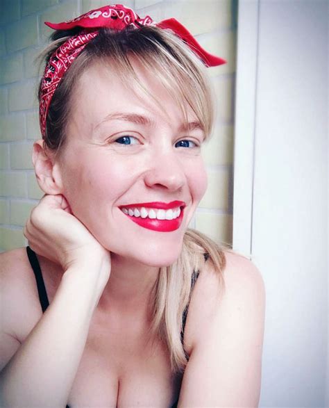 January Jones Naked And Sexy Feet Photo Collection Nude Leaked Diaries