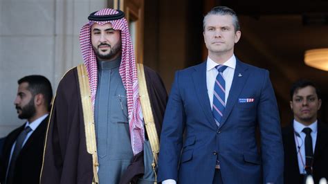 Министрите на отбраната на САЩ и Саудитска Арабия обсъдиха сътрудничеството между двете страни