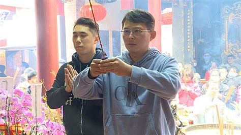 黃國昌初一頻走訪宮廟 參選新北市長起手式 民視新聞網 Line Today