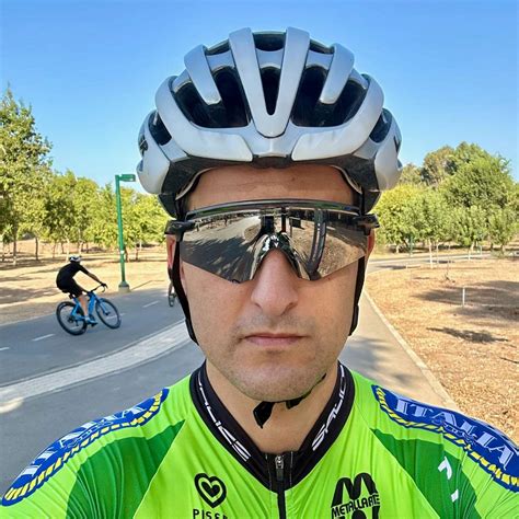 מבחן ארוך טווח למשקפי רכיבה וריצה Oakley Encoder Bikepanel