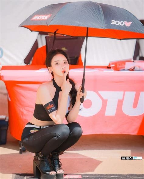 ㅇㅎ며느리감 느낌 물씬나는 김라영 레이싱모델