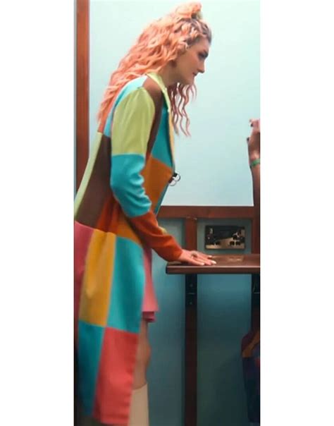 Sex Education S04 Anthony Lexa Colorblock Coat Abbi Coat