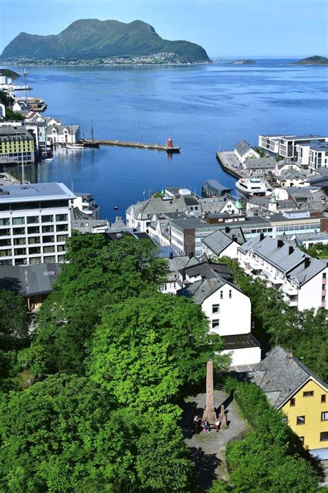 Sunlight On Alesund From Mount Aksla Stock Image Image Of 9802396 Harbour 301029537