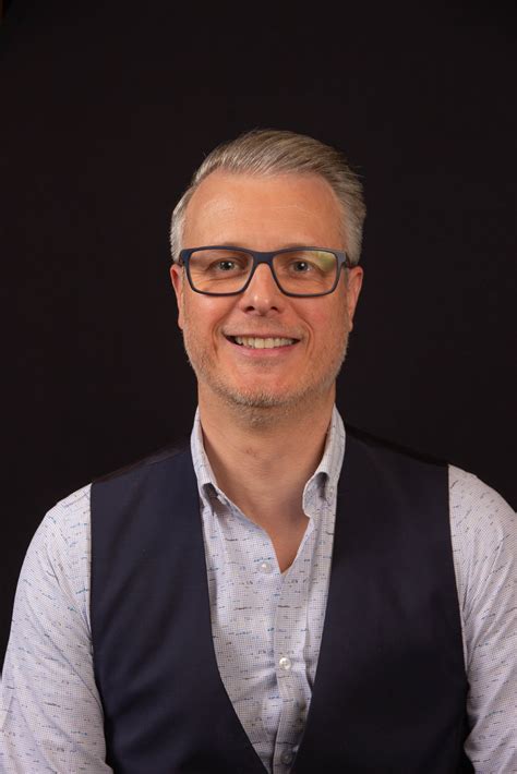 Nieuw Voa Lid Lets Work International B V Stelt Zich Graag Voor Nieuw Elan