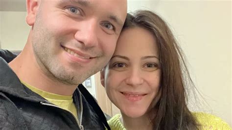 Историята на Десислава и Виктор Благодарение на бебето което расте в мен преборих големи