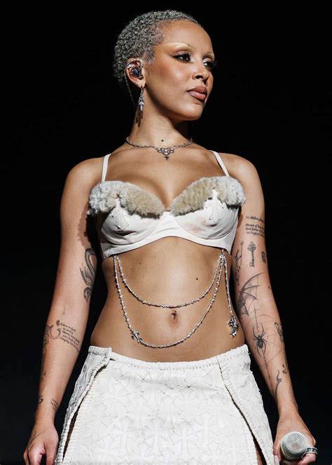 Doja Cat Brings Out Busta Rhymes Gunna Aap Ferg At Hot 97s Summer Jam