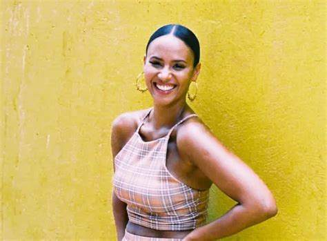 Mayra Andrade Plural Curitiba