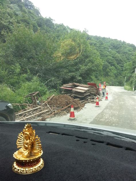 云阳县龙岗景区修路 安吉的风景区 崇福村风景区 大山谷图库