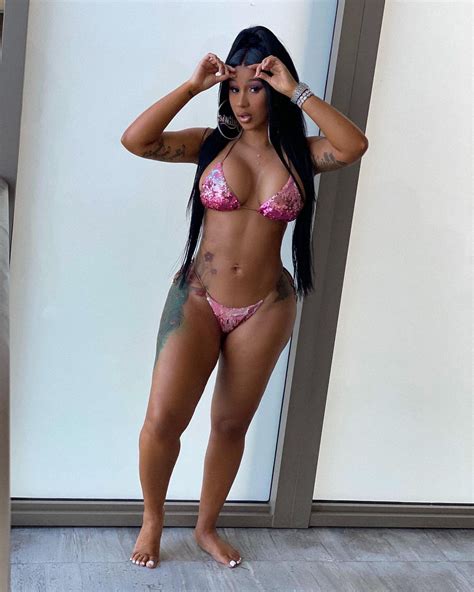 Cardi B Busy Philipps And More Celebs Reveal Their New Year Resolutions For 2021 Including