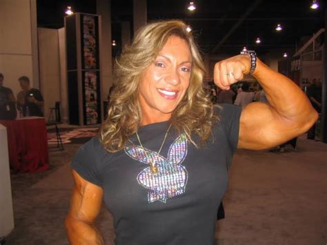 Yaxeni Oriquen Biography Professional Female Bodybuilder