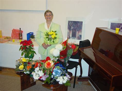 Необятното Продължава Да Необятното Продължава Да Говори