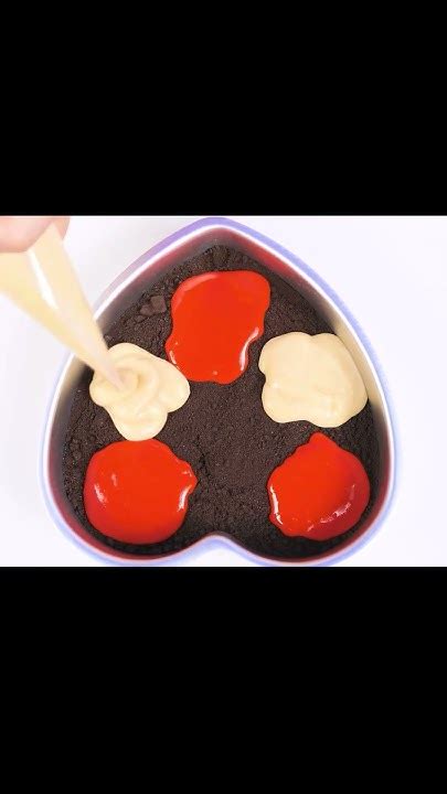 형이 하트 모양의 케이크를 만든다 Youtube