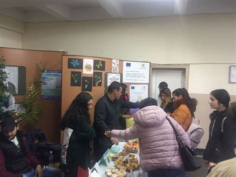 Коледен базар ПГ Марин Попов Севлиево